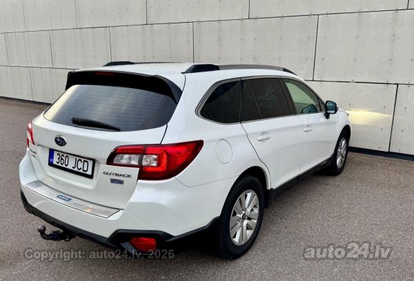 White Subaru Outback 2015 in Tallinn, with an engine capacity of 2.00 L and mileage of 241 thousand km for 8999 €, photo 7 on AUTOMOTO.COM.LV