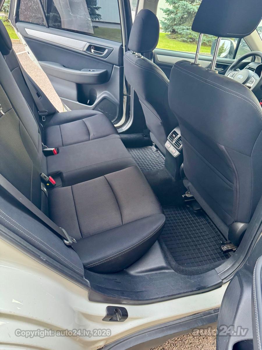 Balts Subaru Outback 2015 Tallina, ar dzinēja tilpumu 2.00 L un nobraukumu 241 tūkst. km par 8999 €, foto 12 vietnē AUTOMOTO.COM.LV