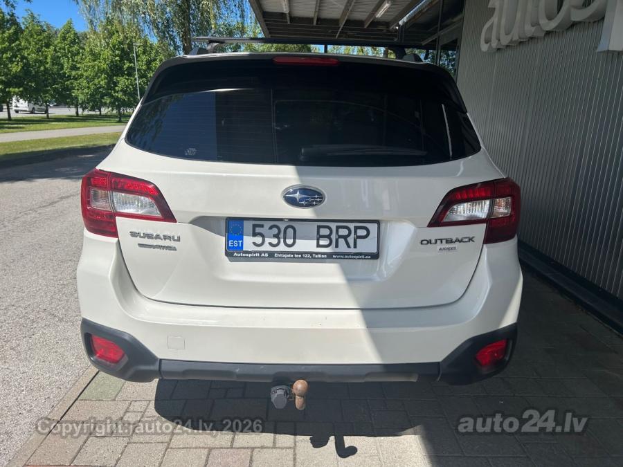Balts Subaru Outback 2016 Tallina, ar dzinēja tilpumu 2.50 L un nobraukumu 219 tūkst. km par 12490 €, foto 6 vietnē AUTOMOTO.COM.LV