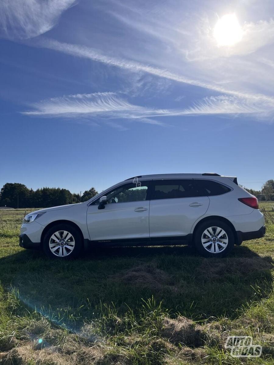Balts Subaru Outback 2016 Kauņa, ar dzinēja tilpumu 2.00 L un nobraukumu 281 tūkst. km par 9400 €, foto 3 vietnē AUTOMOTO.COM.LV