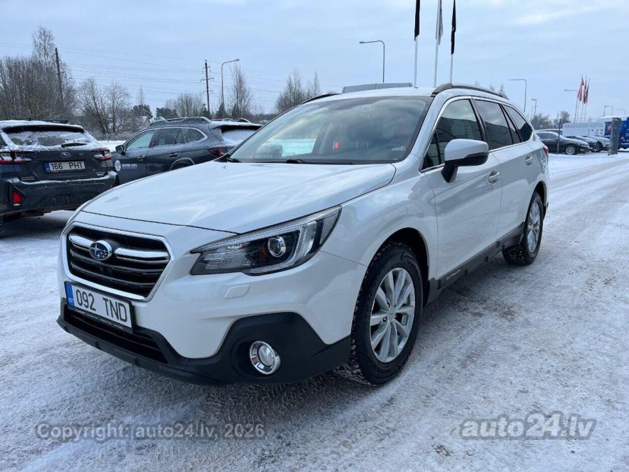 White Subaru Outback 2018 in Tartu, with an engine capacity of 2.50 L and mileage of 165 thousand km for 15990 €, photo 1 on AUTOMOTO.COM.LV