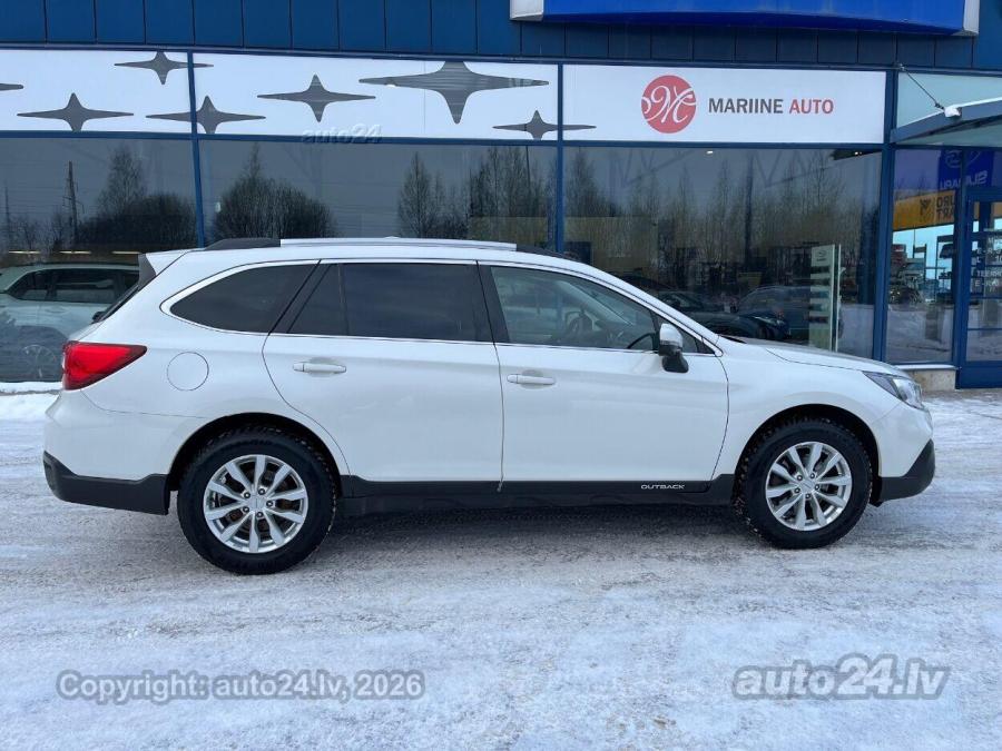 White Subaru Outback 2018 in Tartu, with an engine capacity of 2.50 L and mileage of 165 thousand km for 15990 €, photo 3 on AUTOMOTO.COM.LV