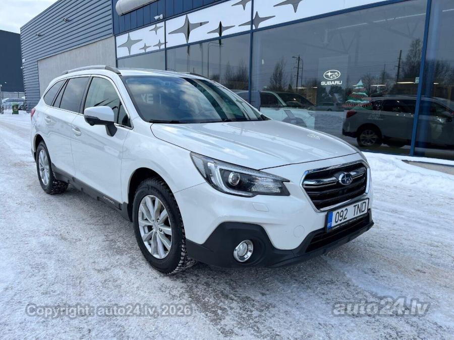 White Subaru Outback 2018 in Tartu, with an engine capacity of 2.50 L and mileage of 165 thousand km for 15990 €, photo 4 on AUTOMOTO.COM.LV