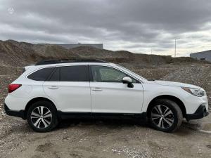 White Subaru Outback 2018 in Plunge, with an engine capacity of 3.63 L and mileage of 154 thousand km for 18500 €, photo 5 on AUTOMOTO.COM.LV