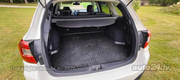 White Subaru Outback 2018 in Tallinn, with an engine capacity of 2.50 L and mileage of 179 thousand km for 17000 €, photo 3 on AUTOMOTO.COM.LV
