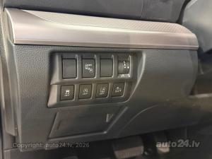 Белый Субару Аутбек 2018 в Таллин, объемом двигателя 2.50 л и пробегом 75 тыс. км за 19500 €, фото 12 на AUTOMOTO.COM.LV