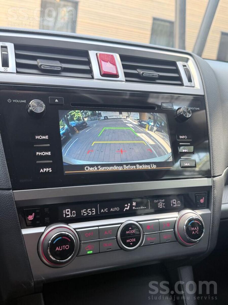 White Subaru Outback 2018 in Riga, with an engine capacity of 2.50 L and mileage of 160 thousand km for 15500 €, photo 12 on AUTOMOTO.COM.LV