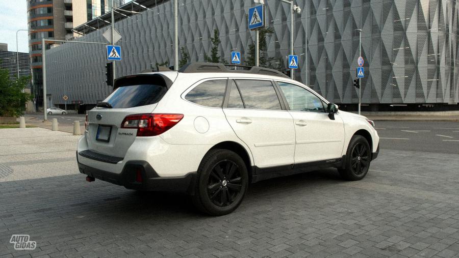 Balts Subaru Outback 2018 Viļņa, ar dzinēja tilpumu 2.50 L un nobraukumu 153 tūkst. km par 17000 €, foto 4 vietnē AUTOMOTO.COM.LV
