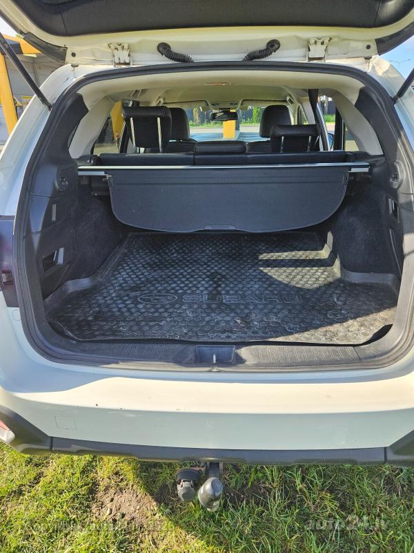Balts Subaru Outback 2018 Tallina, ar dzinēja tilpumu 2.00 L un nobraukumu 261 tūkst. km par 11900 €, foto 8 vietnē AUTOMOTO.COM.LV