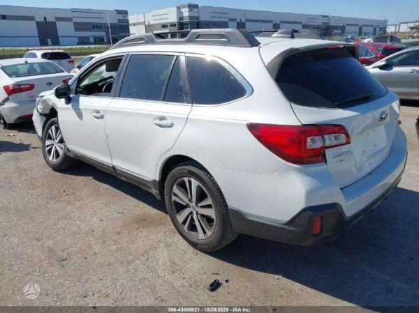 Balts Subaru Outback 2019 Klaipėda, ar dzinēja tilpumu 2.50 L un nobraukumu 163 tūkst. km par 9650 €, foto 3 vietnē AUTOMOTO.COM.LV