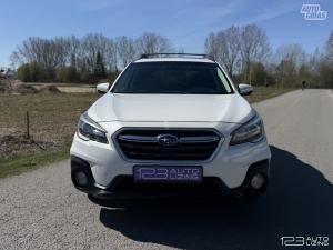 White Subaru Outback 2019 in Kretinga, with an engine capacity of 3.60 L and mileage of 218 thousand km for 15999 €, photo 4 on AUTOMOTO.COM.LV