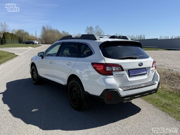 White Subaru Outback 2019 in Kretinga, with an engine capacity of 3.60 L and mileage of 218 thousand km for 15999 €, photo 5 on AUTOMOTO.COM.LV