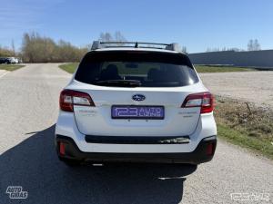 White Subaru Outback 2019 in Kretinga, with an engine capacity of 3.60 L and mileage of 218 thousand km for 15999 €, photo 8 on AUTOMOTO.COM.LV