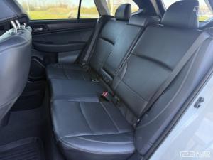 White Subaru Outback 2019 in Kretinga, with an engine capacity of 3.60 L and mileage of 218 thousand km for 15999 €, photo 17 on AUTOMOTO.COM.LV