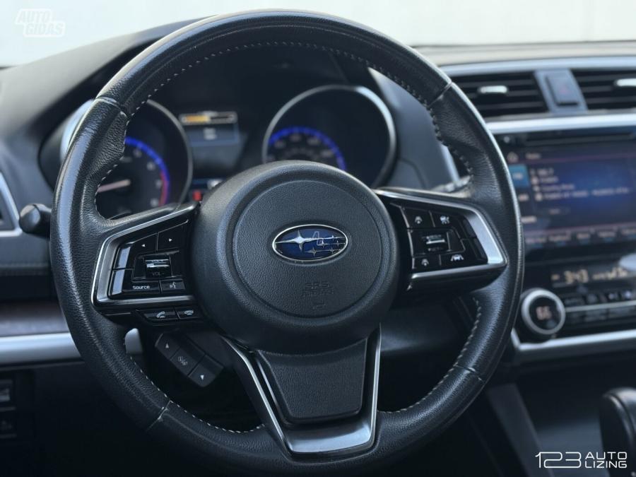 White Subaru Outback 2019 in Kretinga, with an engine capacity of 3.60 L and mileage of 218 thousand km for 15999 €, photo 28 on AUTOMOTO.COM.LV