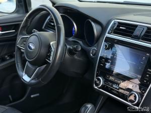 White Subaru Outback 2019 in Kretinga, with an engine capacity of 3.60 L and mileage of 218 thousand km for 15999 €, photo 30 on AUTOMOTO.COM.LV