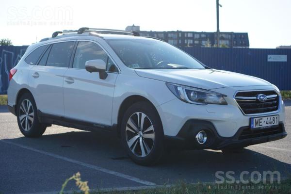 White Subaru Outback 2019 in Cesis, with an engine capacity of 2.50 L and mileage of 104 thousand km for 19800 €, photo 1 on AUTOMOTO.COM.LV