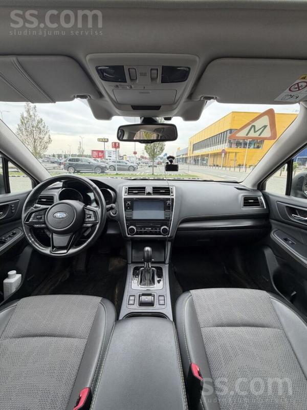 White Subaru Outback 2019 in Riga, with an engine capacity of 2.50 L and mileage of 115 thousand km for 19000 €, photo 6 on AUTOMOTO.COM.LV