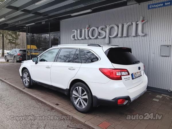 Balts Subaru Outback 2020 Tallina, ar dzinēja tilpumu 2.50 L un nobraukumu 47 tūkst. km par 23990 €, foto 3 vietnē AUTOMOTO.COM.LV