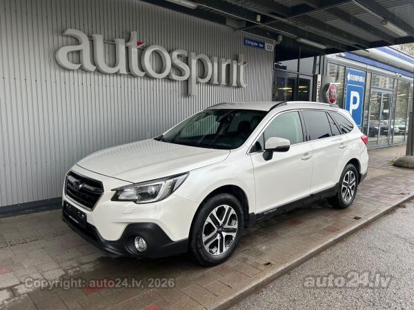 Balts Subaru Outback 2020 Tallina, ar dzinēja tilpumu 2.50 L un nobraukumu 102 tūkst. km par 19990 €, foto 1 vietnē AUTOMOTO.COM.LV