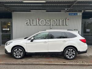 White Subaru Outback 2020 in Tallinn, with an engine capacity of 2.50 L and mileage of 102 thousand km for 19990 €, photo 3 on AUTOMOTO.COM.LV