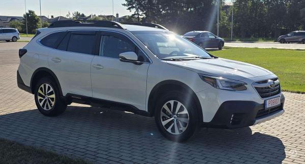 White Subaru Outback 2020 in Siauliai, with an engine capacity of 2.50 L and mileage of 81 thousand km for 19200 €, photo 8 on AUTOMOTO.COM.LV