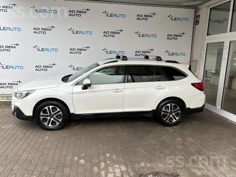 White Subaru Outback 2021 in Riga, with an engine capacity of 2.50 L and mileage of 190 thousand km for 17500 €, photo 3 on AUTOMOTO.COM.LV