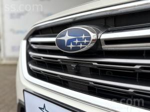 White Subaru Outback 2021 in Riga, with an engine capacity of 2.50 L and mileage of 190 thousand km for 17500 €, photo 9 on AUTOMOTO.COM.LV