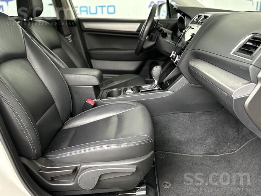 White Subaru Outback 2021 in Riga, with an engine capacity of 2.50 L and mileage of 190 thousand km for 17500 €, photo 13 on AUTOMOTO.COM.LV