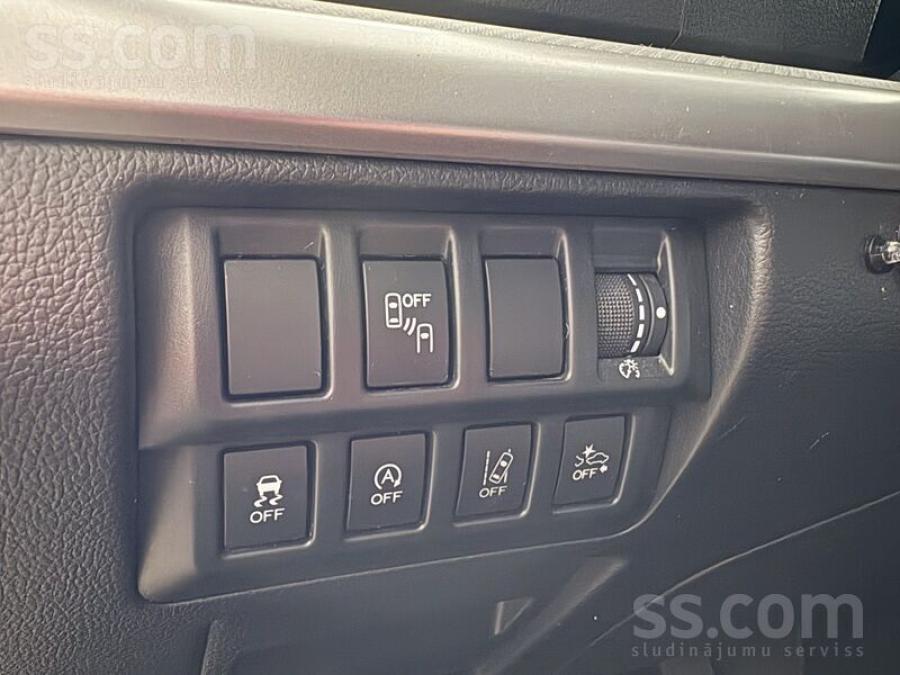 White Subaru Outback 2021 in Riga, with an engine capacity of 2.50 L and mileage of 190 thousand km for 17500 €, photo 18 on AUTOMOTO.COM.LV