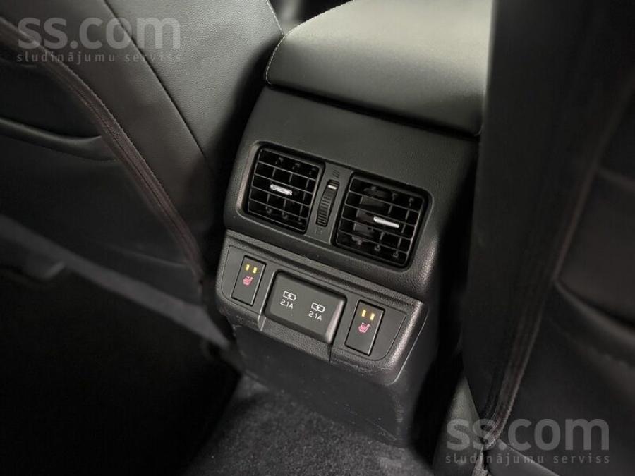 White Subaru Outback 2021 in Riga, with an engine capacity of 2.50 L and mileage of 190 thousand km for 17500 €, photo 26 on AUTOMOTO.COM.LV