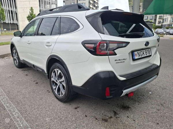 Balts Subaru Outback 2021 Viļņa, ar dzinēja tilpumu 2.50 L un nobraukumu 131 tūkst. km par 20000 €, foto 5 vietnē AUTOMOTO.COM.LV