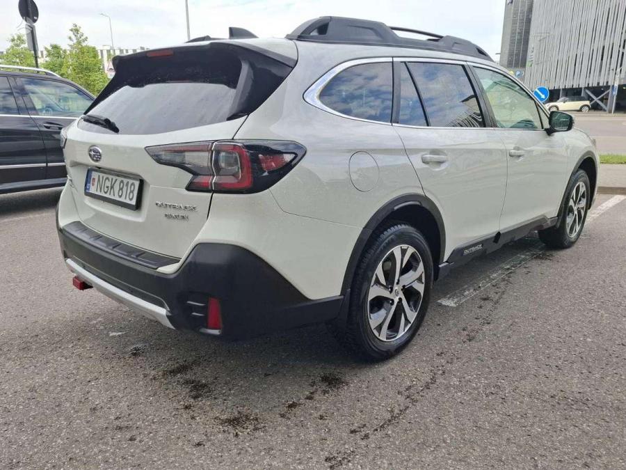 Balts Subaru Outback 2021 Viļņa, ar dzinēja tilpumu 2.50 L un nobraukumu 131 tūkst. km par 20000 €, foto 7 vietnē AUTOMOTO.COM.LV