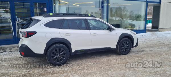 Balts Subaru Outback 2023 Tallina, ar dzinēja tilpumu 2.50 L un nobraukumu 55 tūkst. km par 28500 €, foto 3 vietnē AUTOMOTO.COM.LV