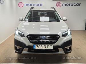 White Subaru Outback 2023 in Tallinn, with an engine capacity of 2.50 L and mileage of 60 thousand km for 26900 €, photo 2 on AUTOMOTO.COM.LV