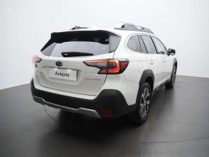 White Subaru Outback 2023 in Vilnius, with an engine capacity of 2.50 L and mileage of 149 thousand km for 25600 €, photo 5 on AUTOMOTO.COM.LV