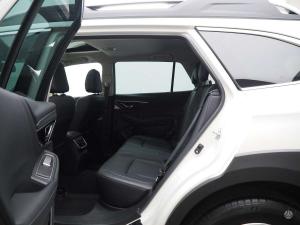 White Subaru Outback 2023 in Vilnius, with an engine capacity of 2.50 L and mileage of 149 thousand km for 25600 €, photo 18 on AUTOMOTO.COM.LV
