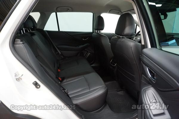 White Subaru Outback 2024 in Tartu, with an engine capacity of 2.50 L and mileage of 75 thousand km for 29990 €, photo 7 on AUTOMOTO.COM.LV