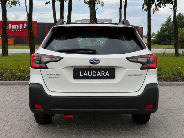 White Subaru Outback 2024 in Vilnius, with an engine capacity of 2.50 L and mileage of 41 thousand km for 22450 €, photo 4 on AUTOMOTO.COM.LV