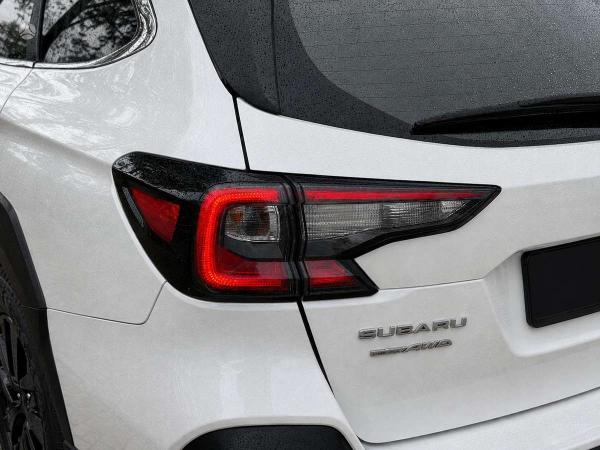White Subaru Outback 2024 in Vilnius, with an engine capacity of 2.50 L and mileage of 41 thousand km for 22450 €, photo 7 on AUTOMOTO.COM.LV
