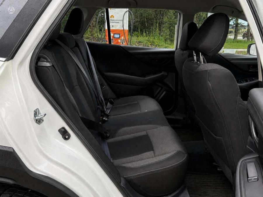 Balts Subaru Outback 2024 Viļņa, ar dzinēja tilpumu 2.50 L un nobraukumu 41 tūkst. km par 22450 €, foto 17 vietnē AUTOMOTO.COM.LV