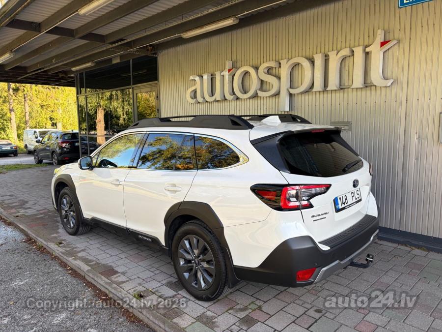 Balts Subaru Outback 2024 Tallina, ar dzinēja tilpumu 2.50 L un nobraukumu 44 tūkst. km par 31990 €, foto 4 vietnē AUTOMOTO.COM.LV