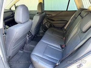 Balts Subaru Outback 2024 Tallina, ar dzinēja tilpumu 2.50 L un nobraukumu 44 tūkst. km par 31990 €, foto 7 vietnē AUTOMOTO.COM.LV