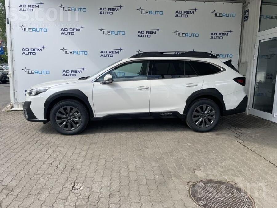 Balts Subaru Outback 2026 Rīga, ar dzinēja tilpumu 2.50 L un nobraukumu 12 tūkst. km par 35490 €, foto 3 vietnē AUTOMOTO.COM.LV