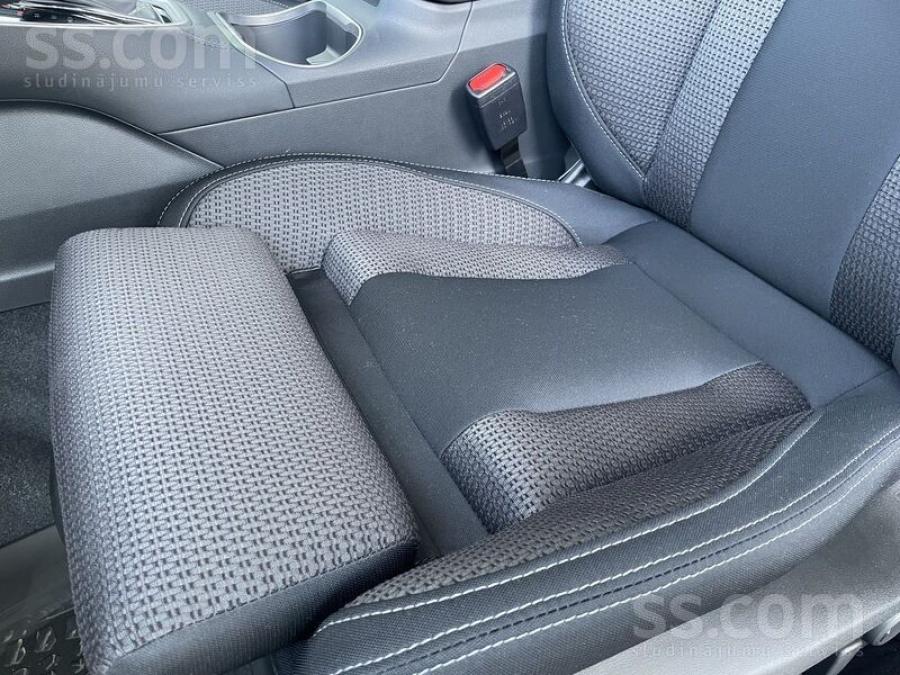 Balts Subaru Outback 2026 Rīga, ar dzinēja tilpumu 2.50 L un nobraukumu 12 tūkst. km par 35490 €, foto 10 vietnē AUTOMOTO.COM.LV