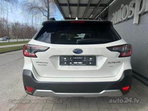 Balts Subaru Outback 2026 Tallina, ar dzinēja tilpumu 2.50 L un nobraukumu 10 tūkst. km par 37490 €, foto 6 vietnē AUTOMOTO.COM.LV