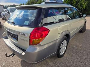 Dzeltens Subaru Outback 2004 Utena, ar dzinēja tilpumu 2.46 L un nobraukumu 286 tūkst. km par 3950 €, foto 4 vietnē AUTOMOTO.COM.LV