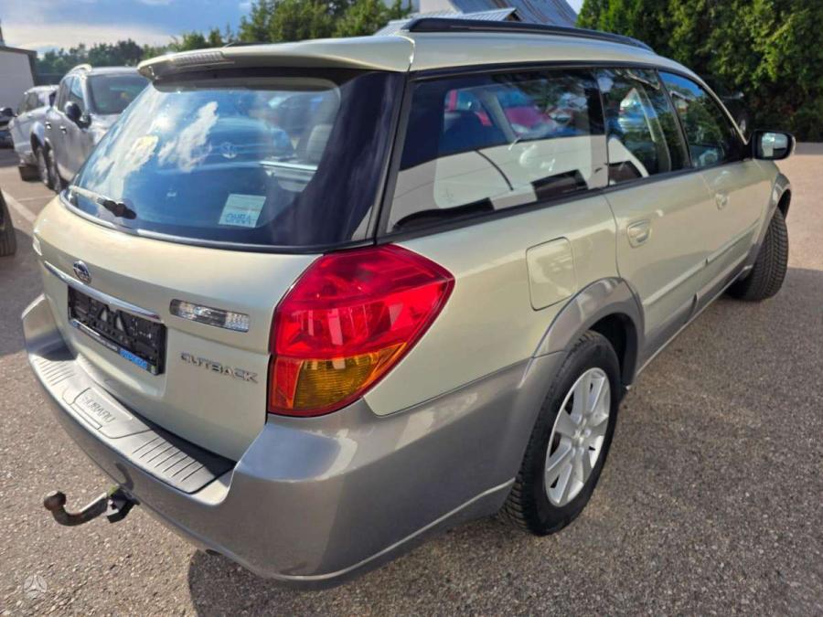 Dzeltens Subaru Outback 2004 Utena, ar dzinēja tilpumu 2.46 L un nobraukumu 286 tūkst. km par 3950 €, foto 4 vietnē AUTOMOTO.COM.LV