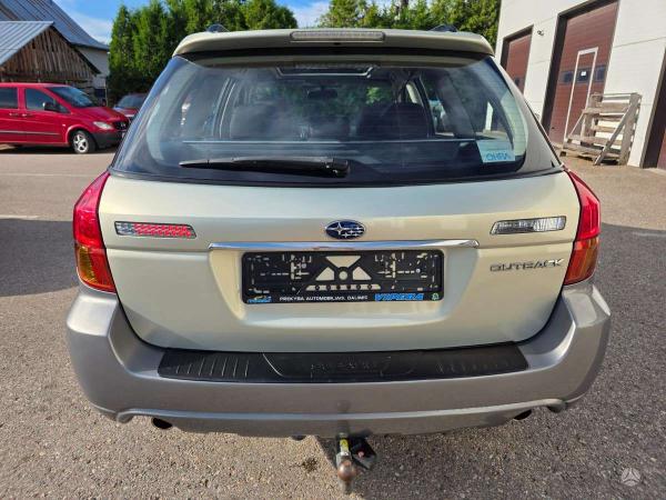 Dzeltens Subaru Outback 2004 Utena, ar dzinēja tilpumu 2.46 L un nobraukumu 286 tūkst. km par 3950 €, foto 4 vietnē AUTOMOTO.COM.LV