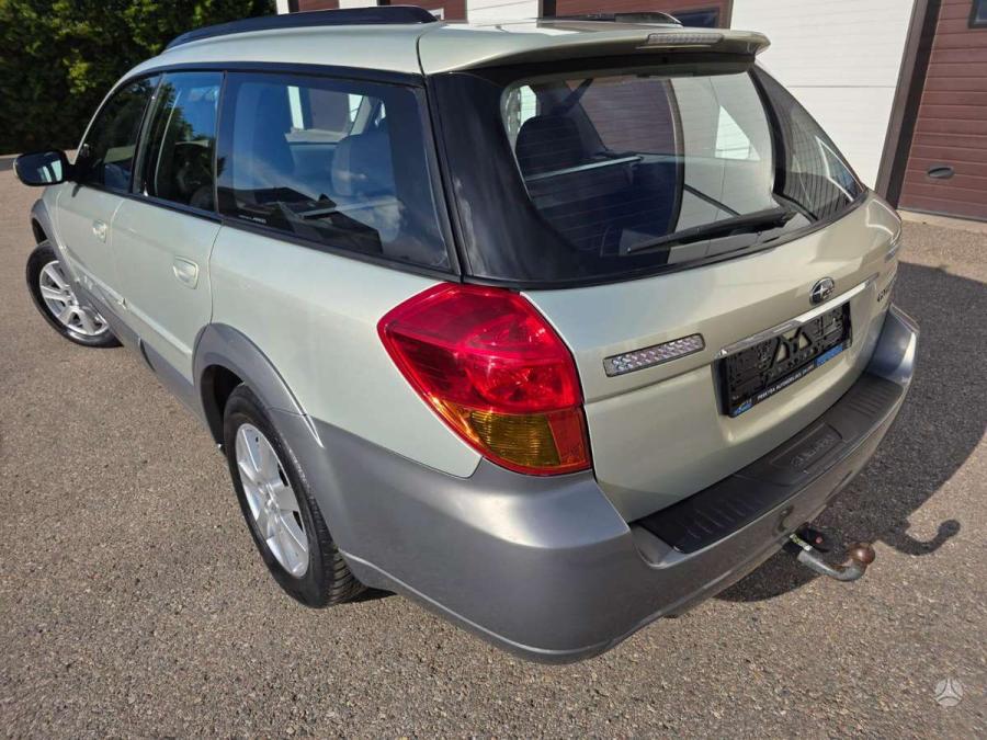 Dzeltens Subaru Outback 2004 Utena, ar dzinēja tilpumu 2.46 L un nobraukumu 286 tūkst. km par 3950 €, foto 6 vietnē AUTOMOTO.COM.LV